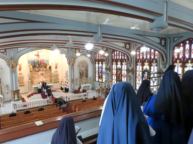 Bro_Joseph_Mass – CMRI: Congregation of Mary Immaculate Queen