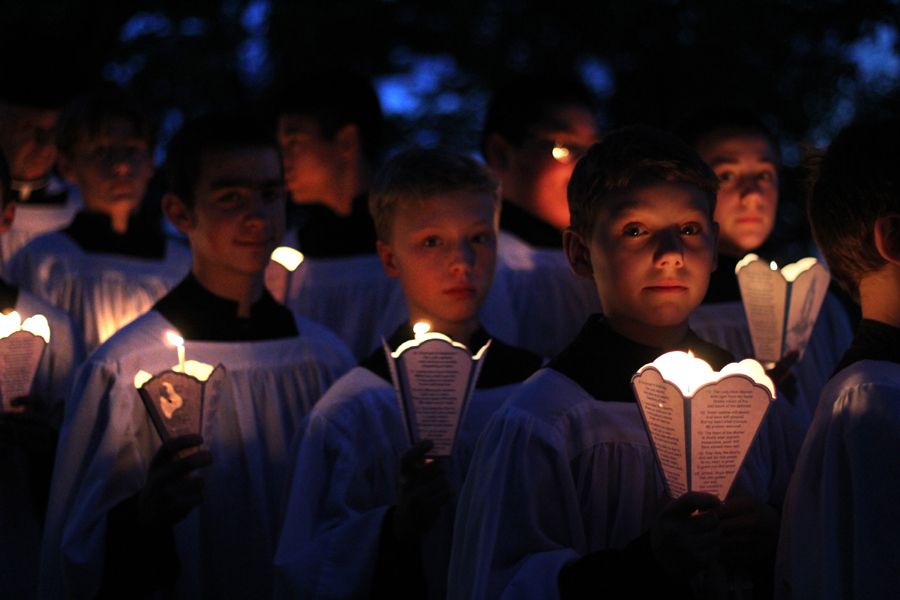 10-13-23 Candlelight procession 06 – CMRI: Congregation of Mary ...